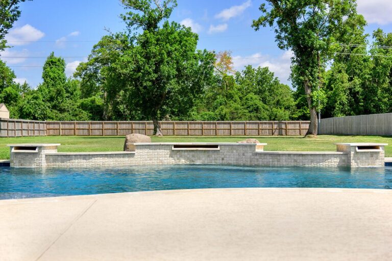 Fire & Water Features Designs | Avree Custom Pools
